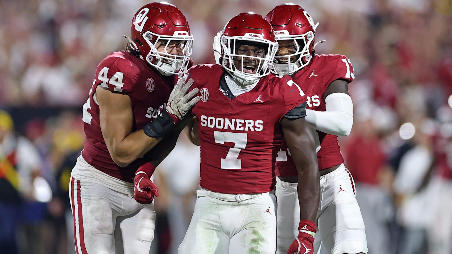 College football rankings: 3 teams ranked too high, 2 way too low in ...