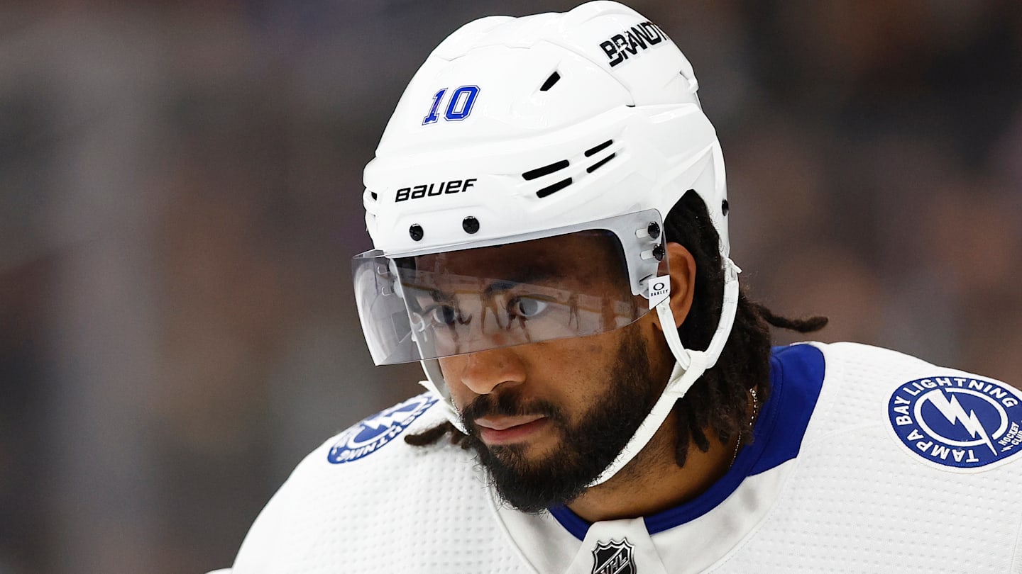 Backlash over Lou's rules after NY Islanders FA signing Anthony Duclair ...