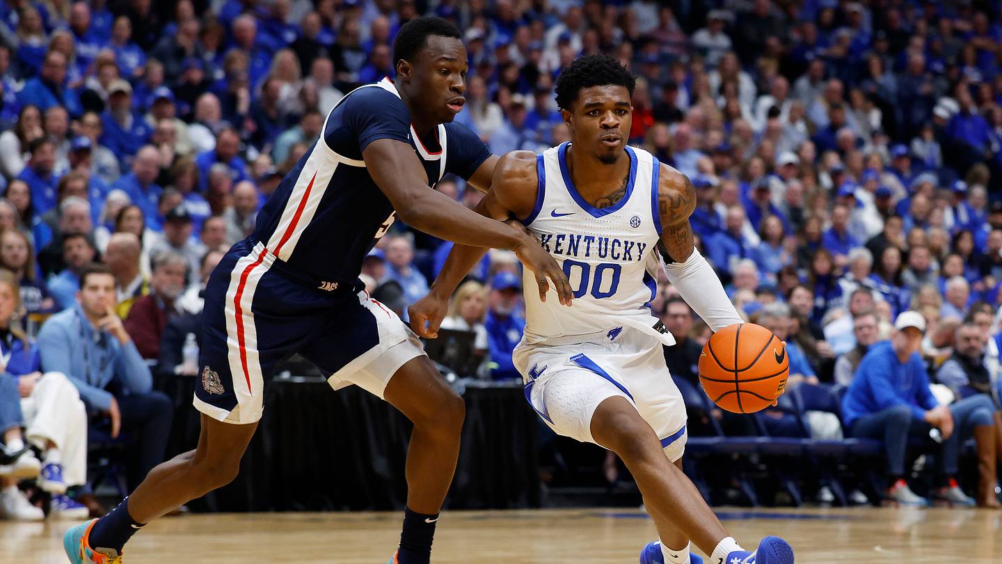 One broken possession shows exactly why Kentucky looks so disconnected