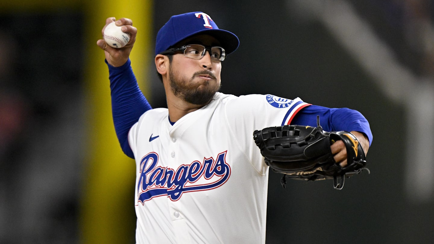 Mariners sign former Texas Rangers starter to minor league contract