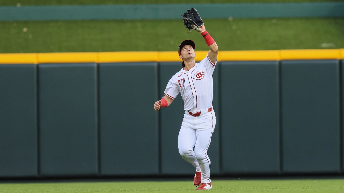 Terry Francona hints that last-minute Reds roster cuts won't include ...