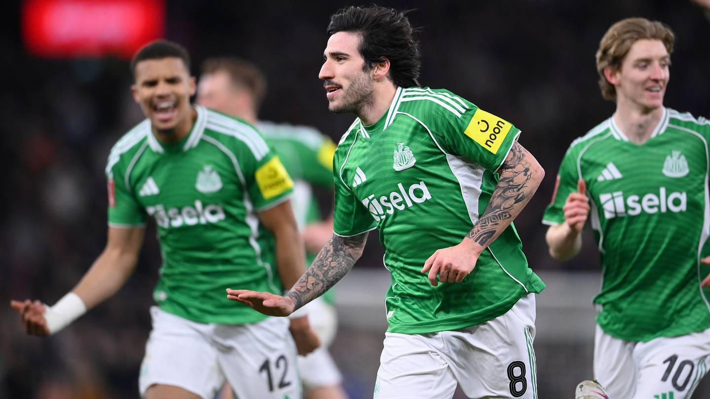 Man United transfer target sends a message with incredible performance ...