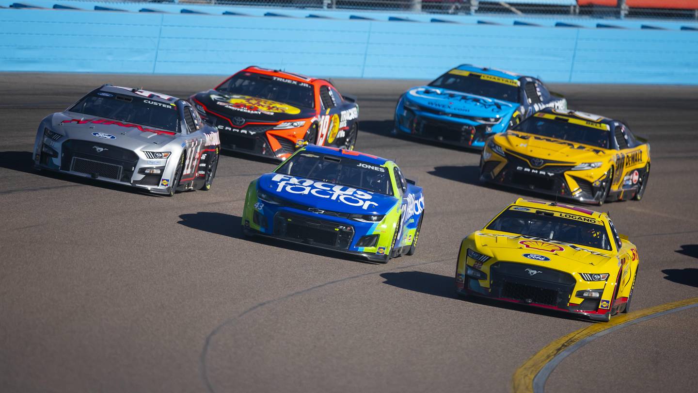 NASCAR championship-winning manufacturer loses team for 2026