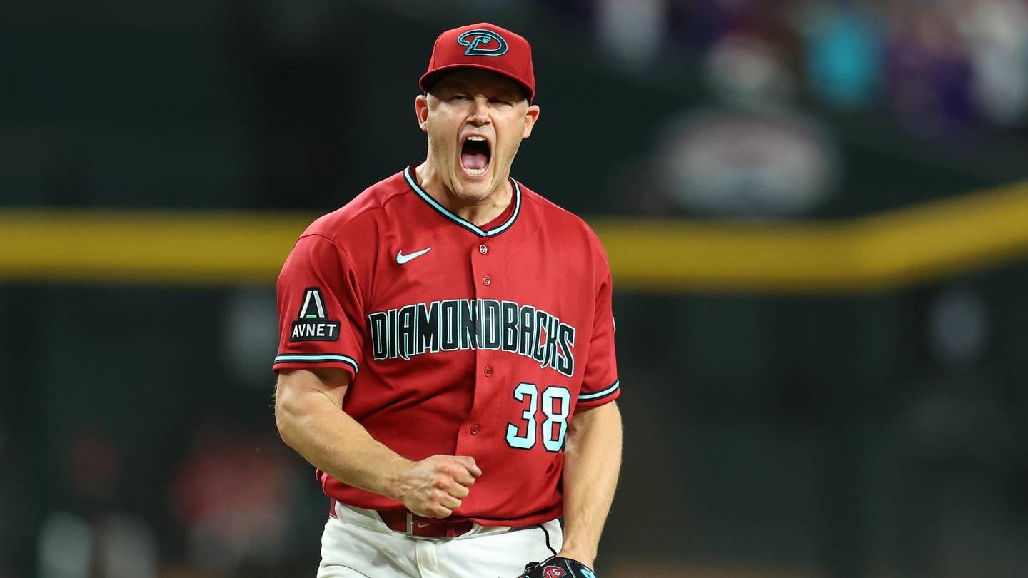 Diamondbacks Closer Paul Sewald Reaches Major Career Milestone