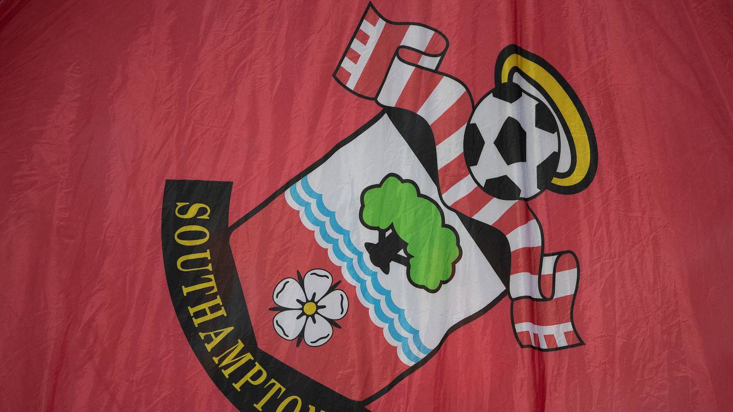 Southampton U21 attacker pens down senior playing contract