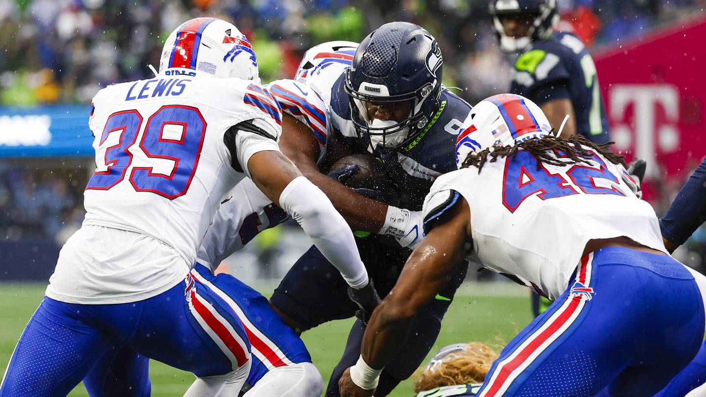 5 Turning Points in Seahawks' Cursed, Lopsided Loss to Bills
