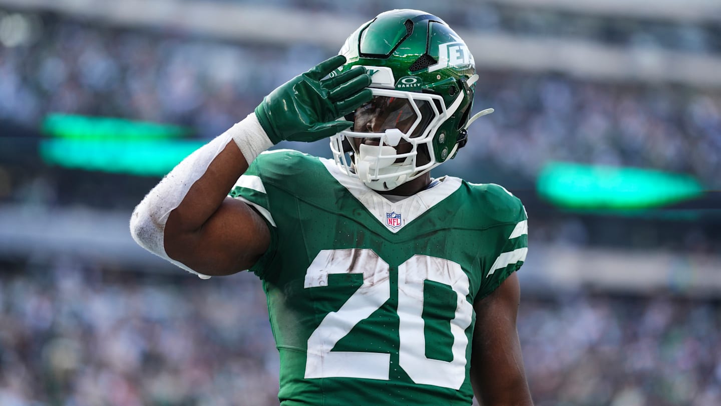 Breece Hall reacts to NY Jets trade rumors with cryptic response