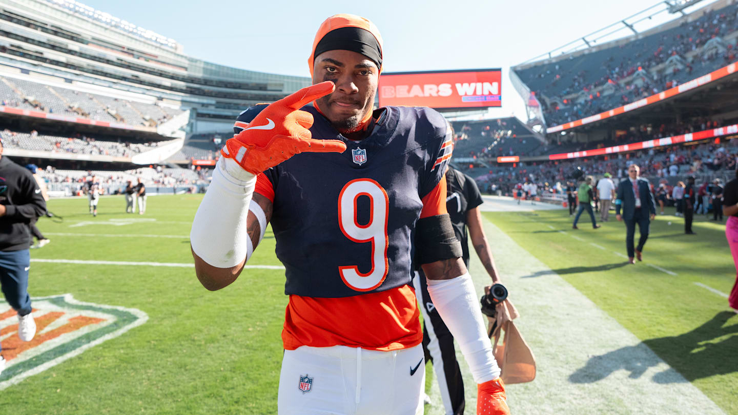 Jaquan Brisker roasts Bears defense after watching Jordan Addison TD from home