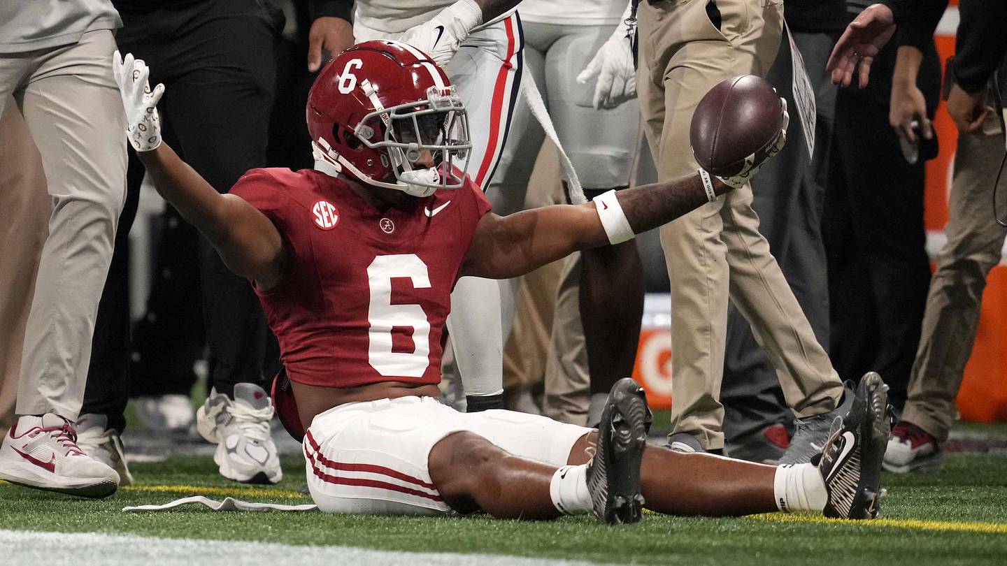 No. 7 Alabama Football vs. No. 11 Tennessee Official Injury Report