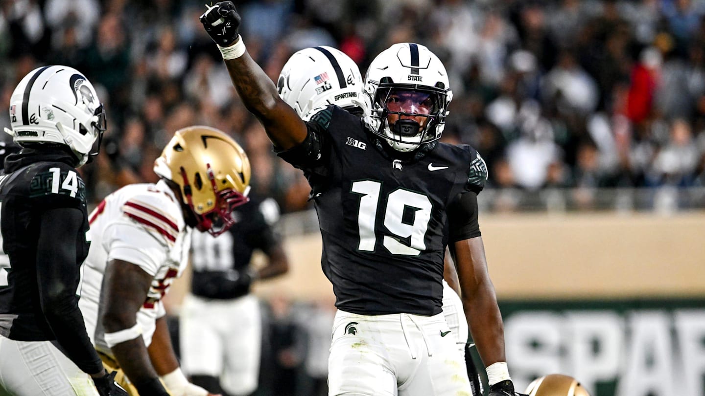 Former fan favorite Michigan State DB transfers to MAC program