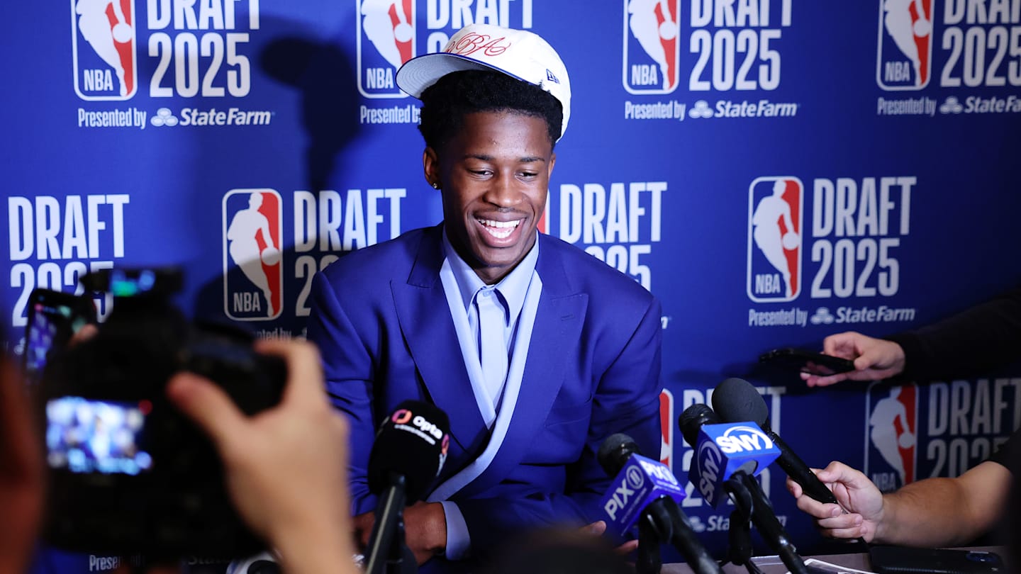 It only took one press conference for V.J. Edgecombe to silence the ...