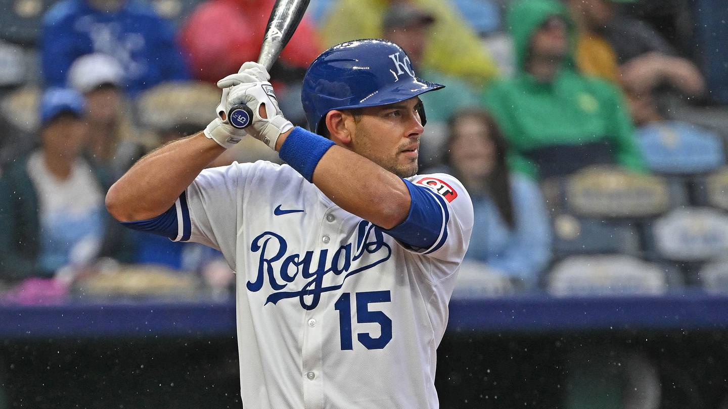 Latest spring training roster update heightens Royals' current catching ...
