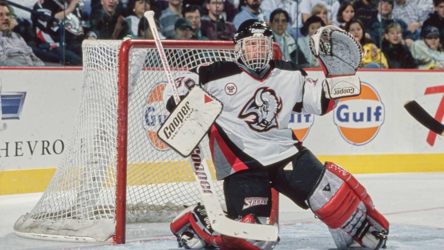 5 greatest NHL goalies in the history of hockey