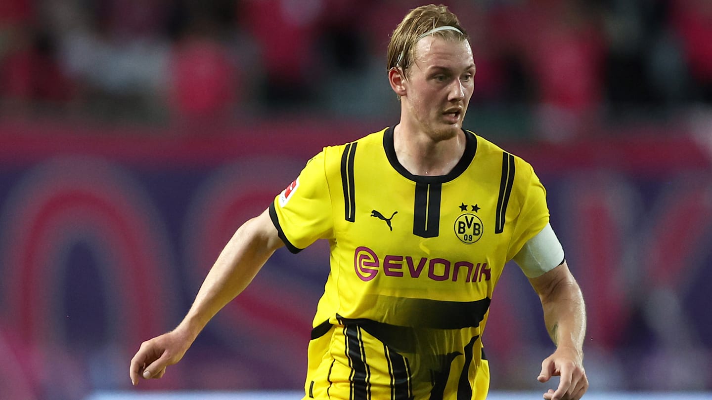 Julian Brandt replaces Gregor Kobel as Borussia Dortmund vice-captain