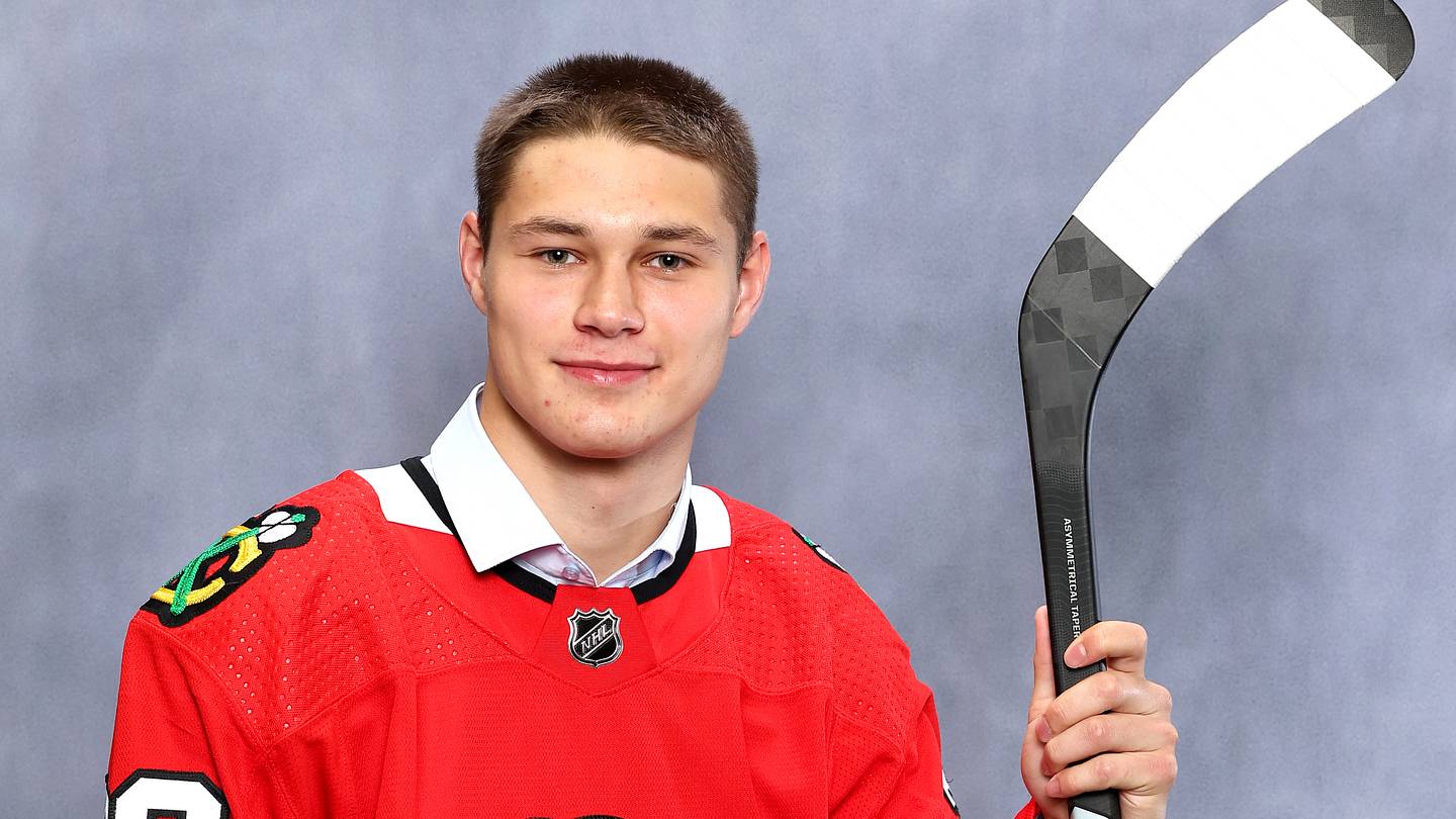 Roman Kantserov's start has everyone excited about his Blackhawks future