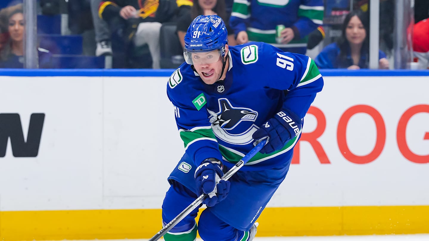 Daniel Sprong facing early adversity with the Canucks