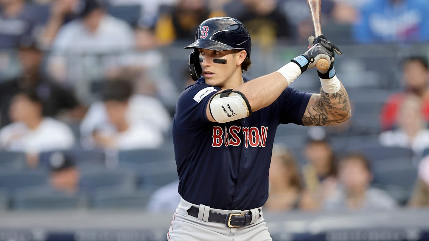 Jarren Duran looks completely different with blonde hair as Red Sox ...