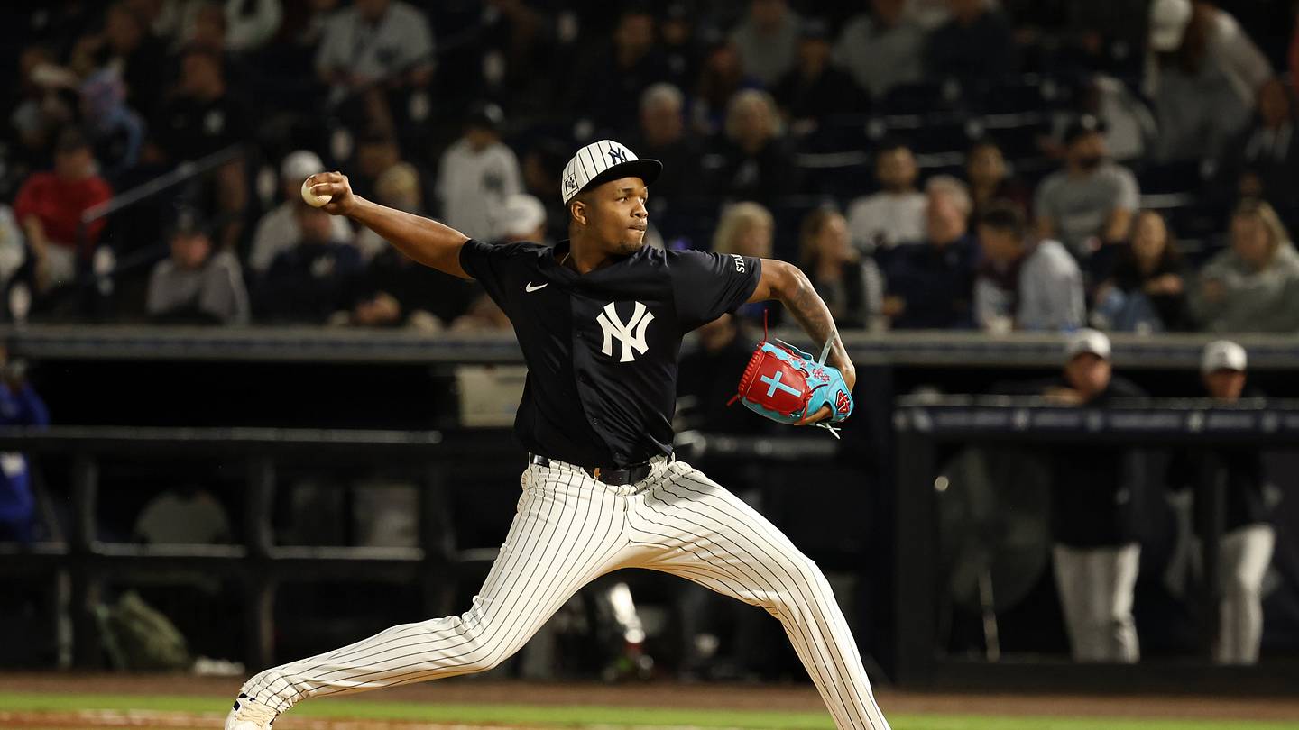 Former Cubs pitching prospect re-ups with the Yankees on a minor-league ...