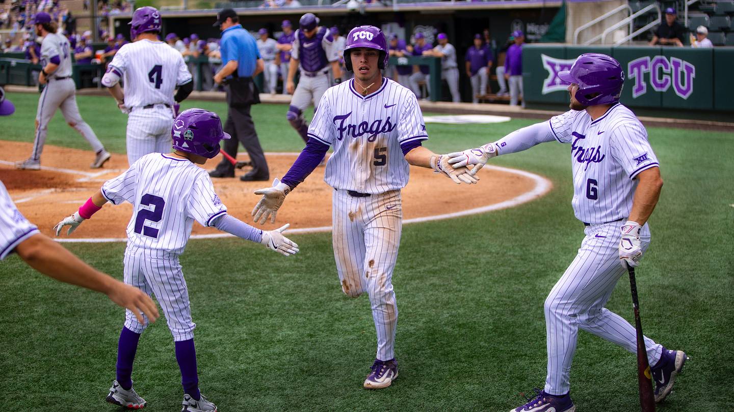 TCU Baseball Splits Doubleheader with Kansas State and Takes the Series
