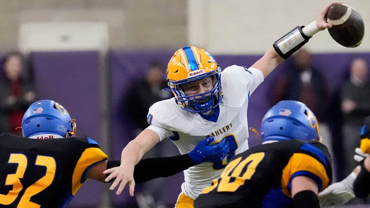 Who’s the Top Returning Iowa Class 3A High School Football Quarterback ...