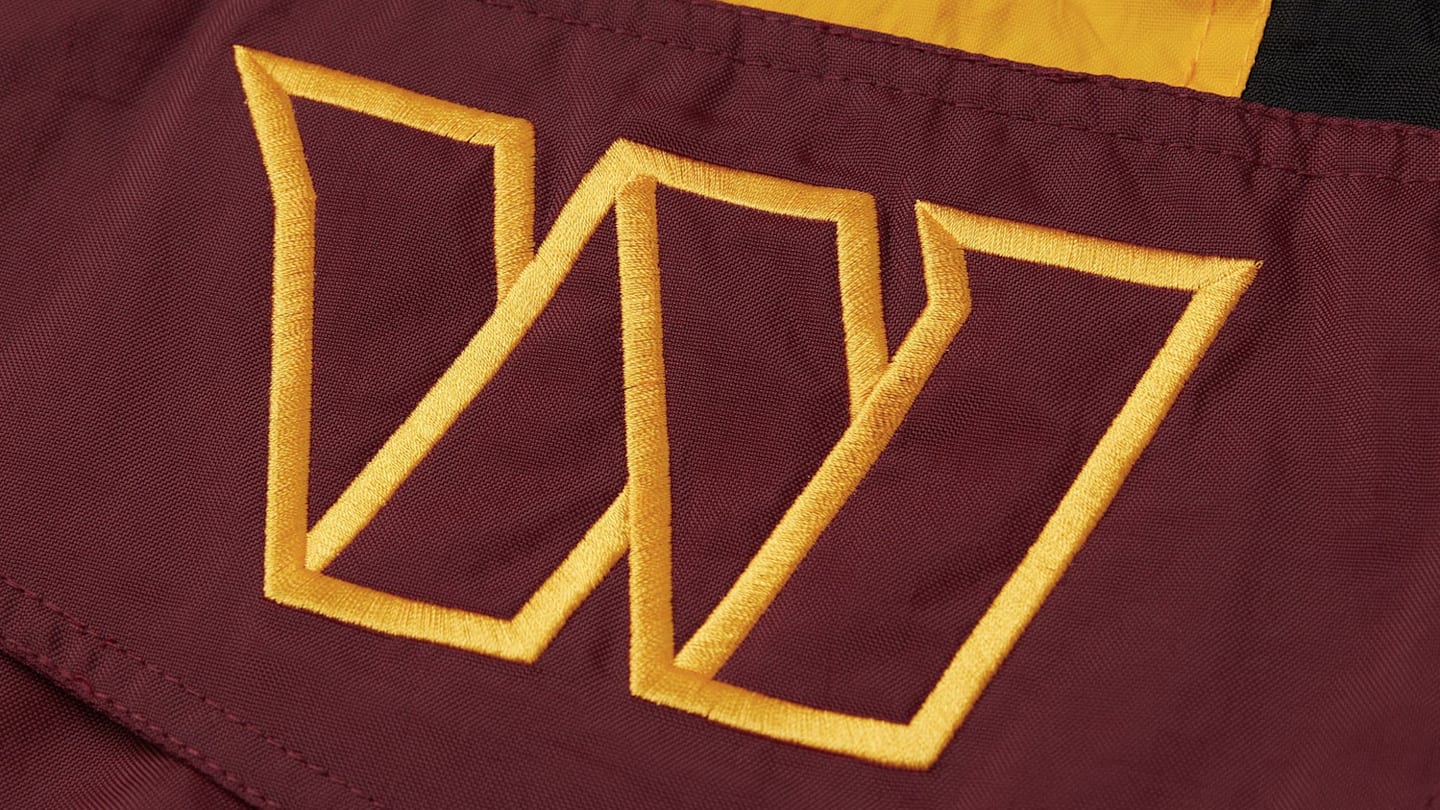 Embrace Nostalgia with Starter's Retro Washington Commanders Pullover ...