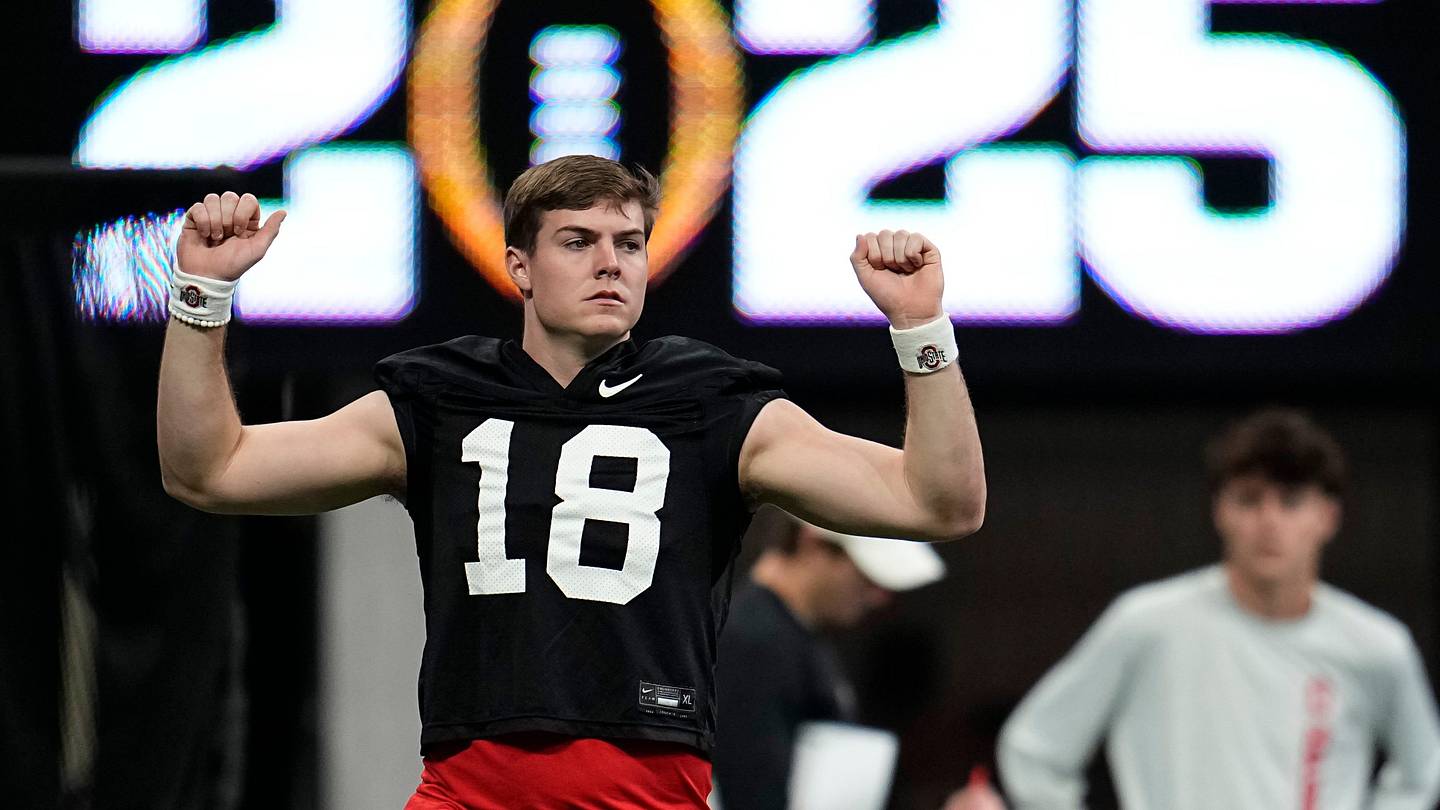 Ex-Kansas State QB Will Howard Details Difficult Convo With Chris ...