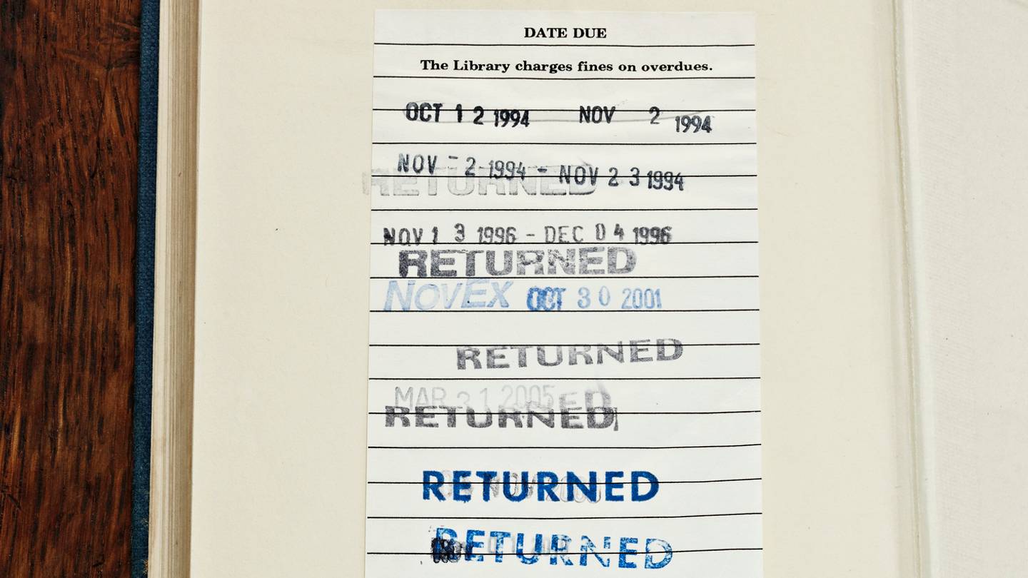 11 Ridiculously Overdue Library Books That Were Finally Returned