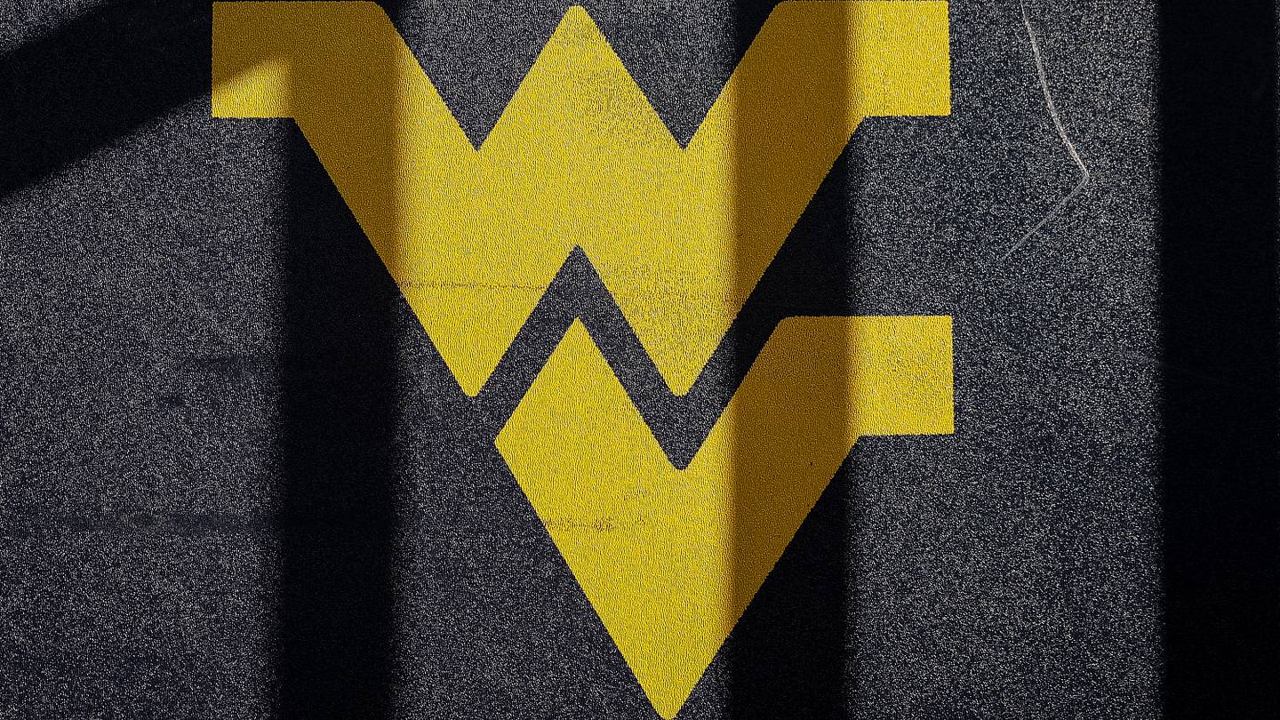 A look at WVU football's hometown Class of 2024 commit Andrew Phares