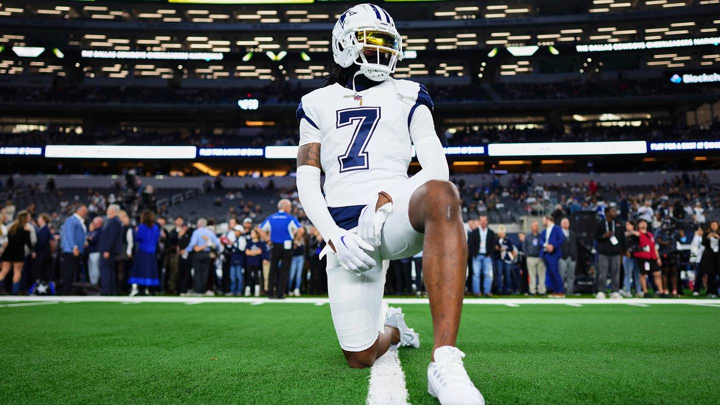 Jerry Jones' message to Trevon Diggs amid knee rehab was as subtle as a ...