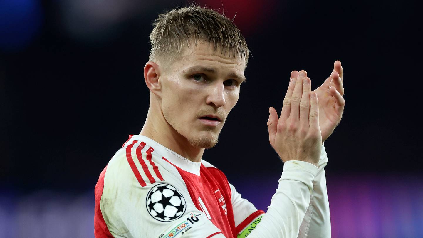 The real Martin Ødegaard stands up for Arsenal against Olympiacos