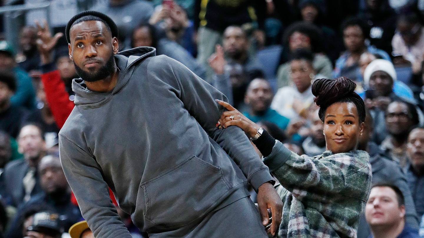Power ranking the 10 most iconic couples in sports