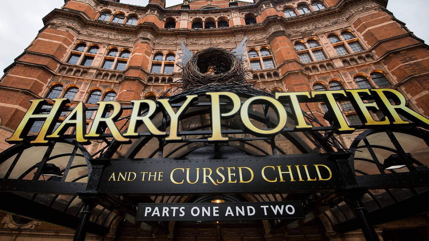 What's missing from Harry Potter and the Cursed Child's school edition