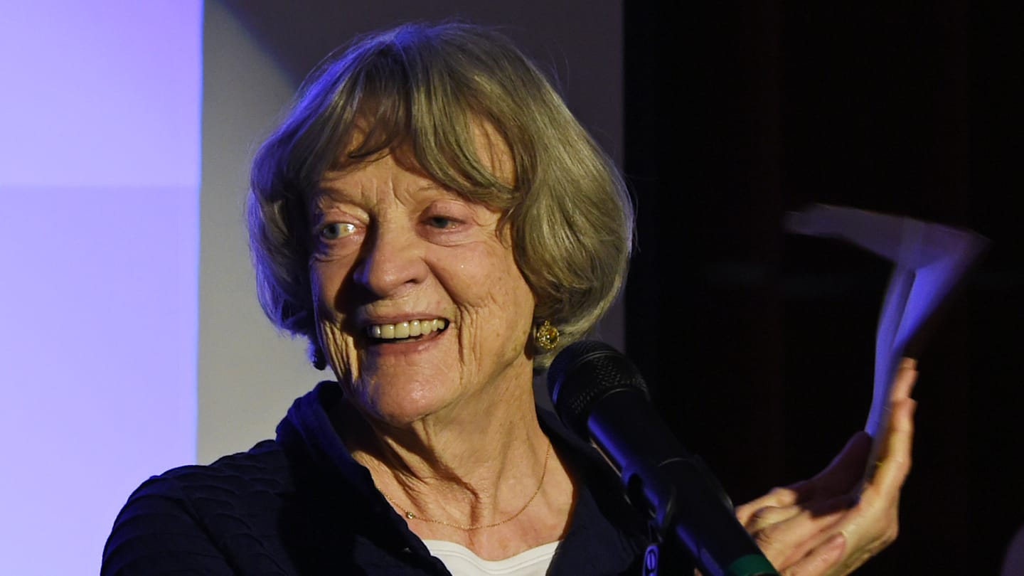 RIP legendary actress Maggie Smith, famous for Harry Potter, Downton ...