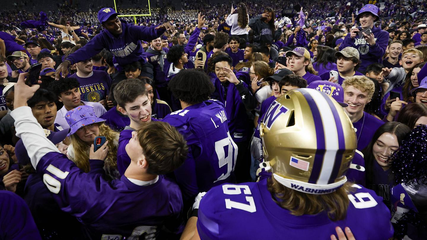 Exposing the West's most deluded college football fan bases