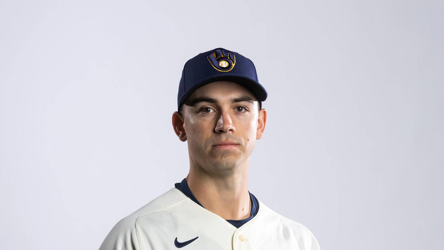 This Brewers Veteran Should Already Be on the Trade Block