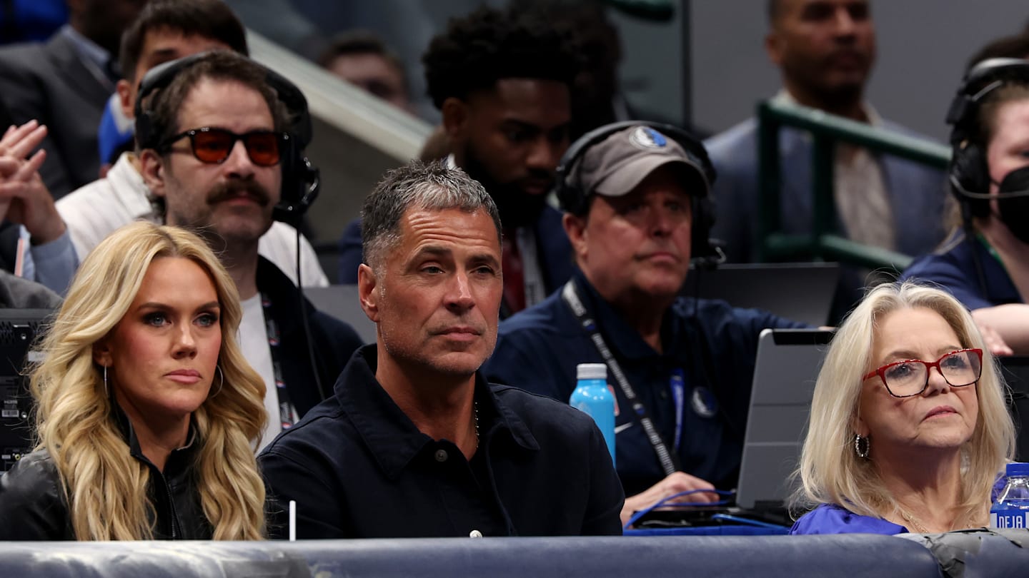 Lakers finally pay price for Rob Pelinka’s most egregious mistake