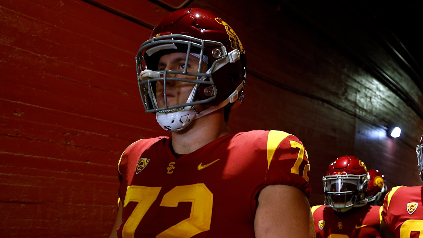 USC Football OL gets credit it deserves for first half of season play