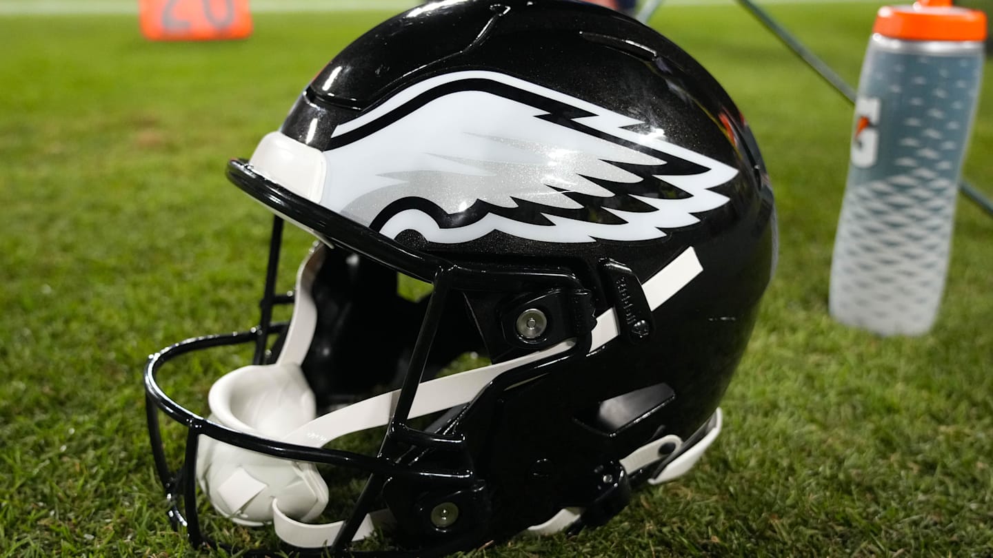 Eagles Cut 11-Year Veteran Before Season Finale