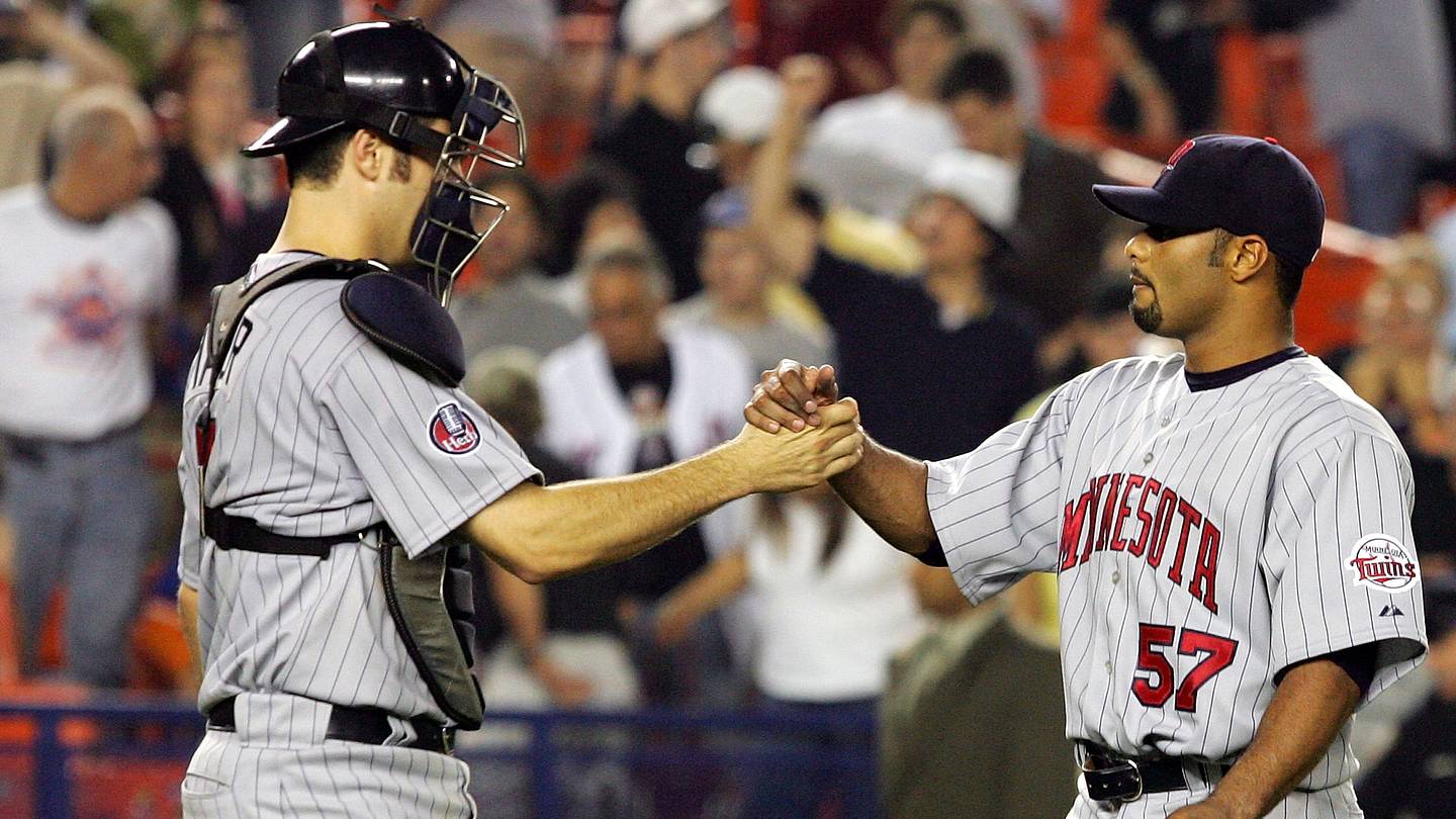 Twins are bringing back a pair of legends for Game 3 ceremonial first pitch