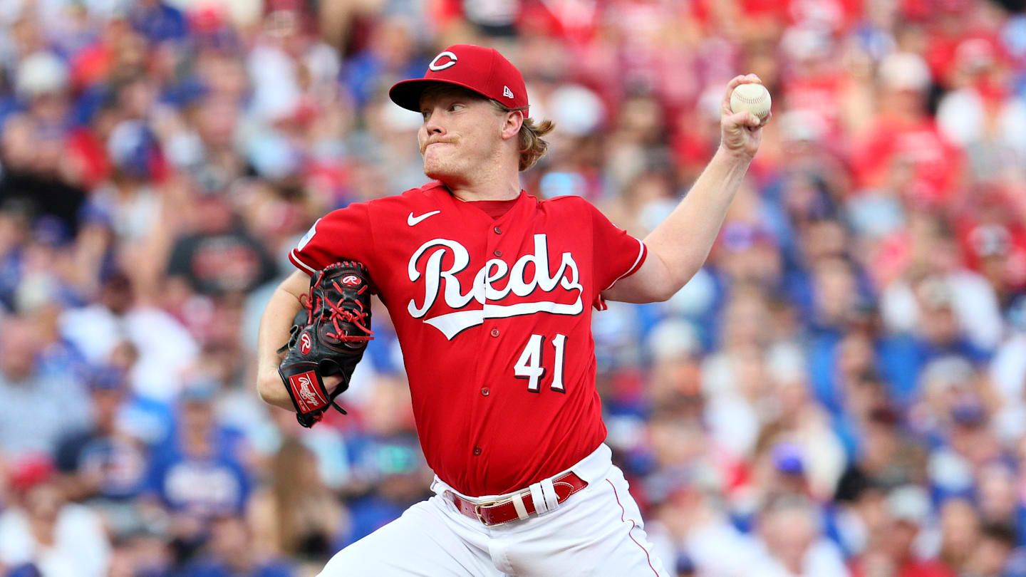 Reds rookie Andrew Abbott has better numbers than this former Cy Young ...