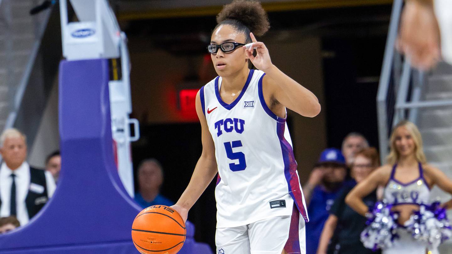TCU Women's Basketball Flies Past Sam Houston