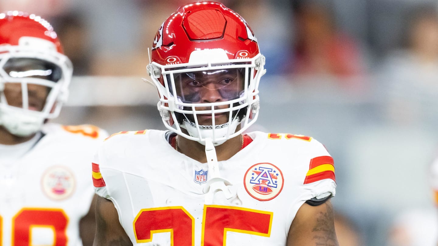 Chiefs Keep Toying with Elijah Mitchell Even After the Bye