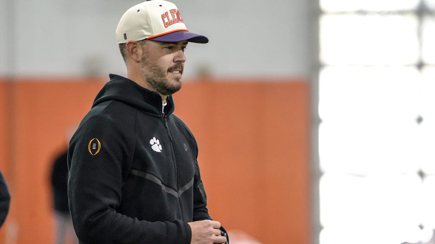 Mizzou Hires Former Clemson Offensive Coordinator Garrett Riley as ...