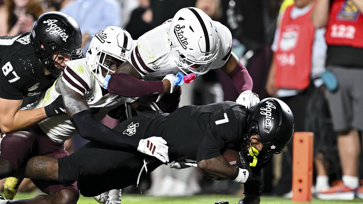 Inept offense dooms Mississippi State is loss at Texas A&M