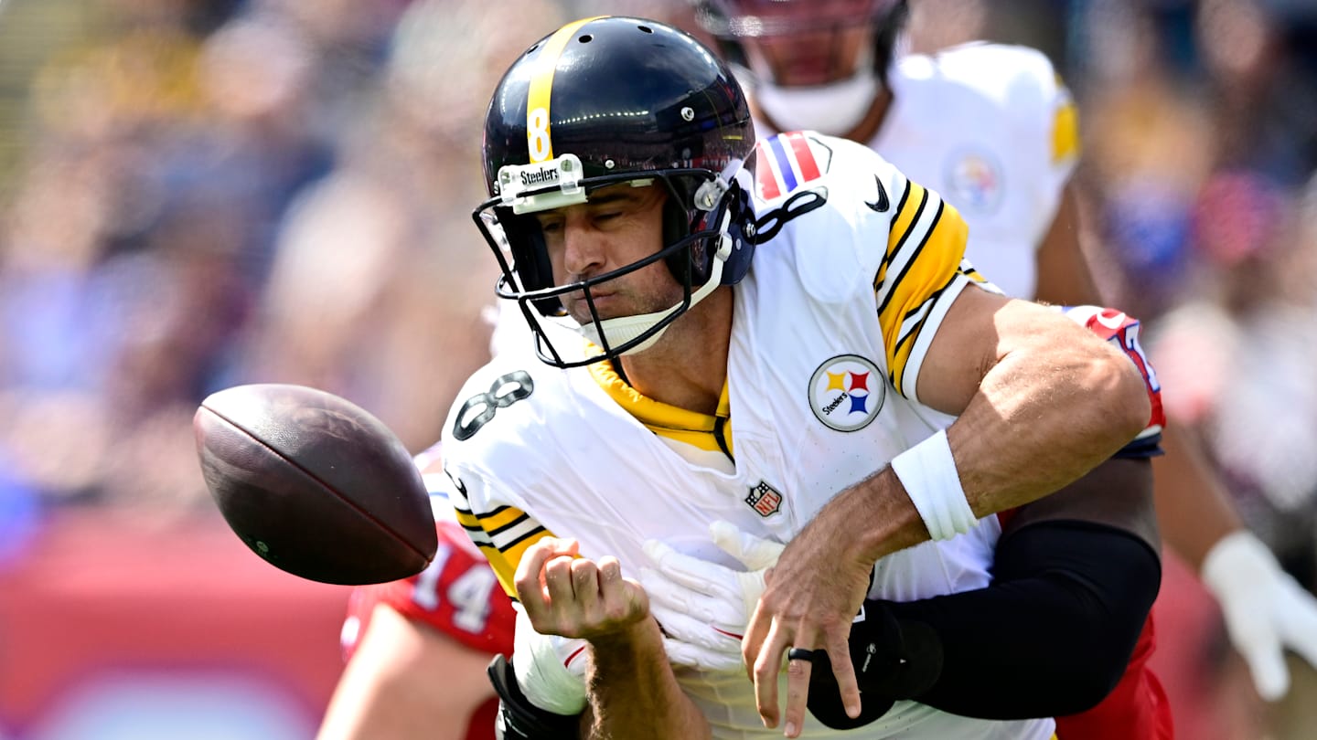 Aaron Rodgers is quietly proving he is far from what the Steelers needed