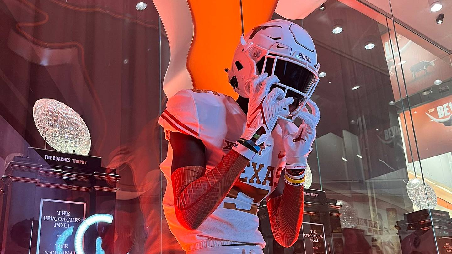 Texas Longhorns Trending For Priority WR Targets Kaliq Lockett and ...