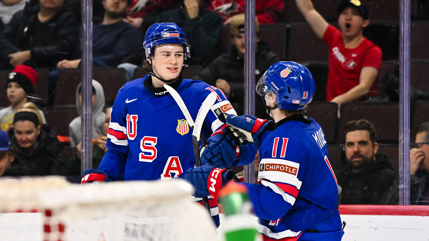 NY Islanders prospects Danny Nelson and Cole Eiserman win Gold at World ...