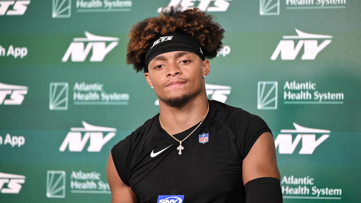 Justin Fields' best-case injury scenario for Jets still sounds incredibly painful