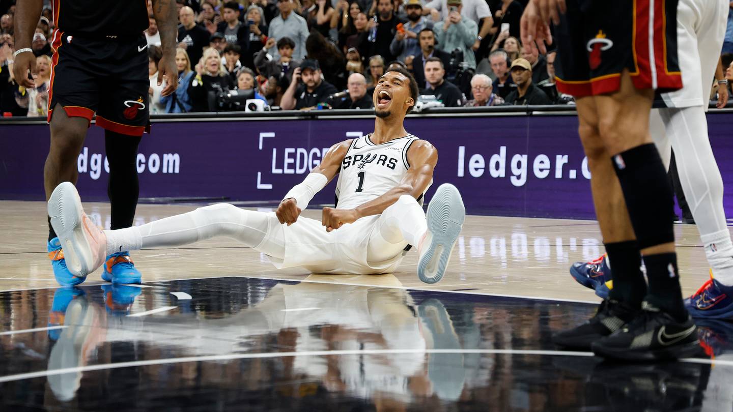 Comical Spurs stat proves who really runs Texas' professional sports scene