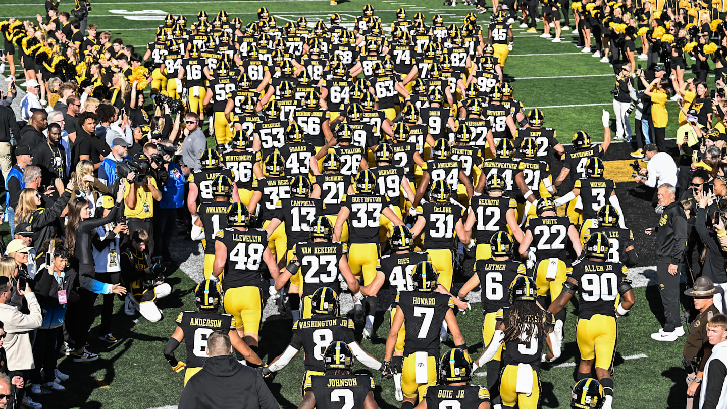 Iowa Hawkeyes football players aim to impress NFL scouts at the 2025 ...
